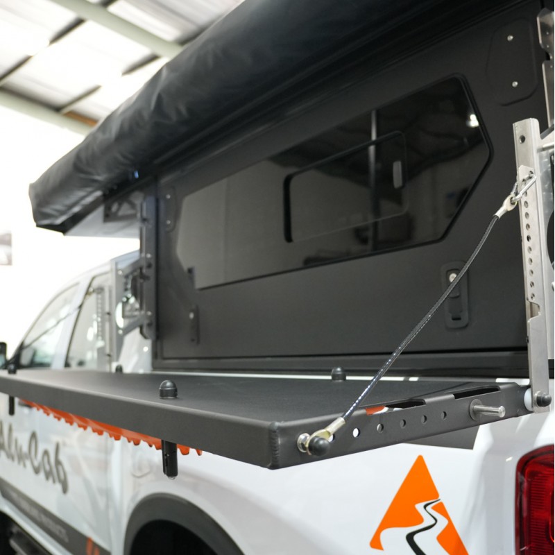 Alu-Cab ModCAP/Canopy Camper Max Trax table
