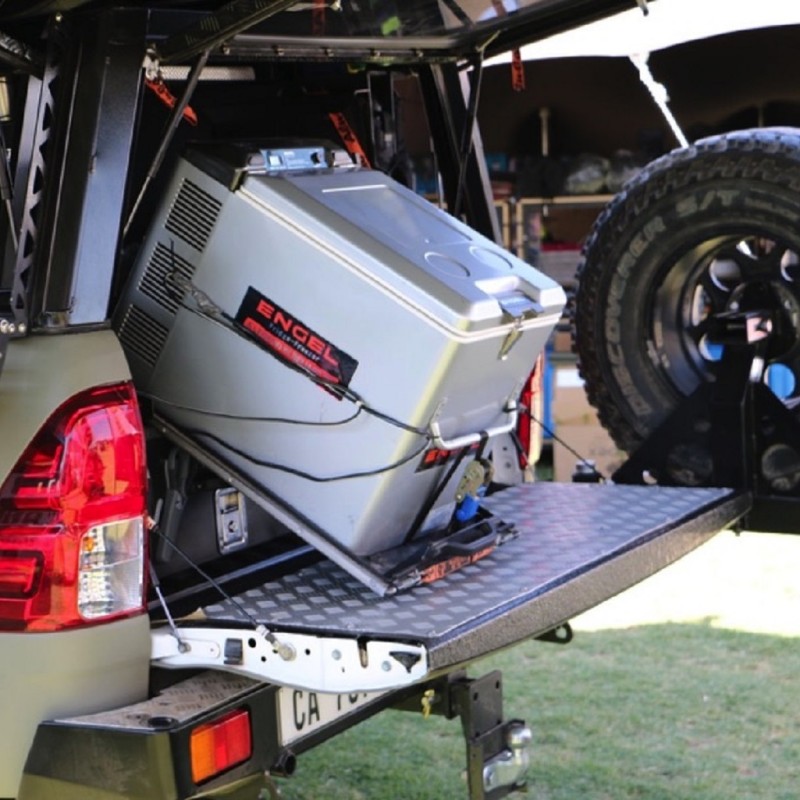 Alu-Cab 270° fridge slide 60l.